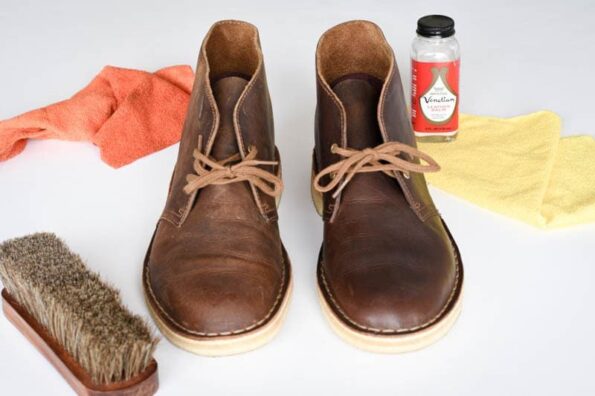 How to Darken Leather Boots at Home Easily