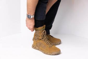 How to Blouse Boots (2023): The Right Way and the Easy Way