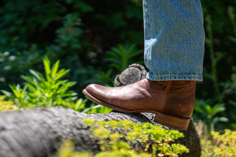 Tecovas Roper Boot Review: My Experience With The Earl